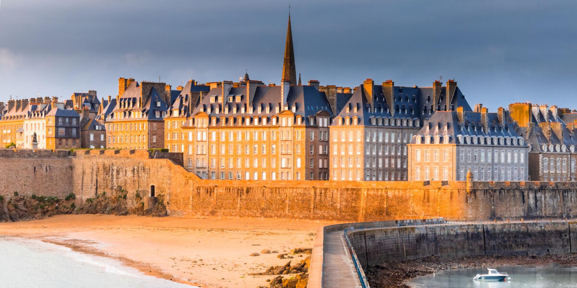 Visita ai bastioni di Saint-Malo | Saint-Malo – Baia di Mont-Saint ...